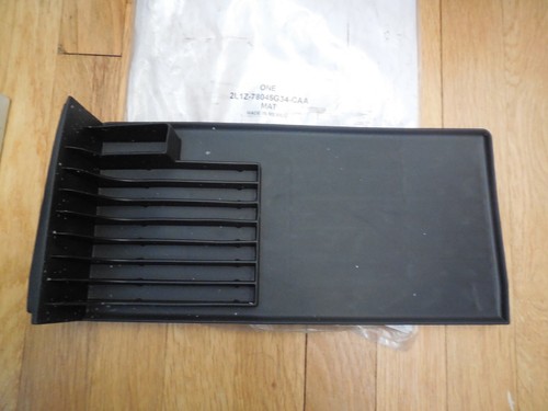 NOS 2003 2004 Ford Expedition Console Mat 2L1Z-78045G34-CAA | eBay