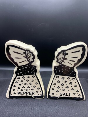 VINTAGE CERAMIC SALT & PEPPER SHAKERS - GIRL IN SUN BONNET | eBay