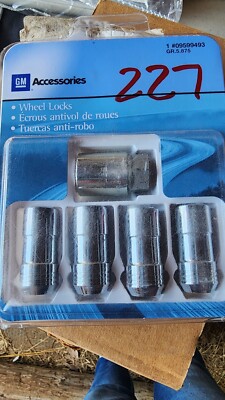GM WHEEL LOCK KIT 12498076 FOR HIDDEN LUGS NEW | eBay