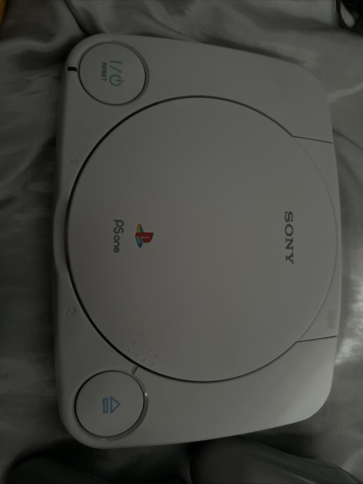 Sony PlayStation PS1 Console SCPH-1001 With Two Controllers And 13 ...