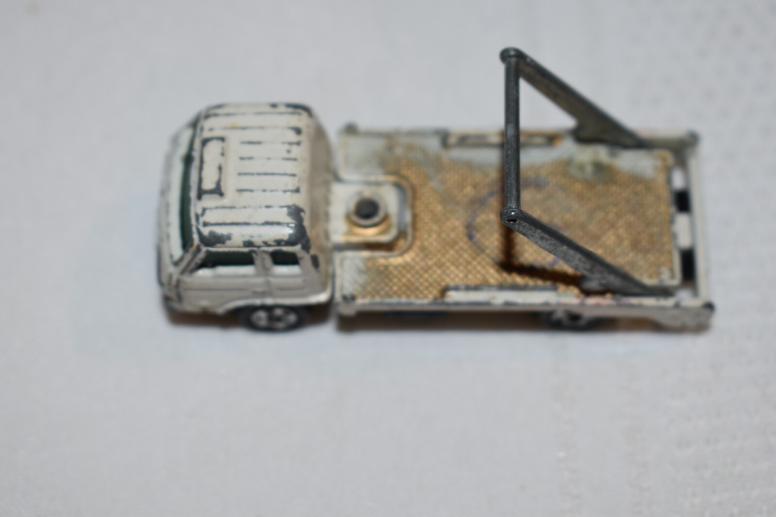Tomica White Nissan Diesel Condor No. 56 Made in Japan 1/104 scale | eBay