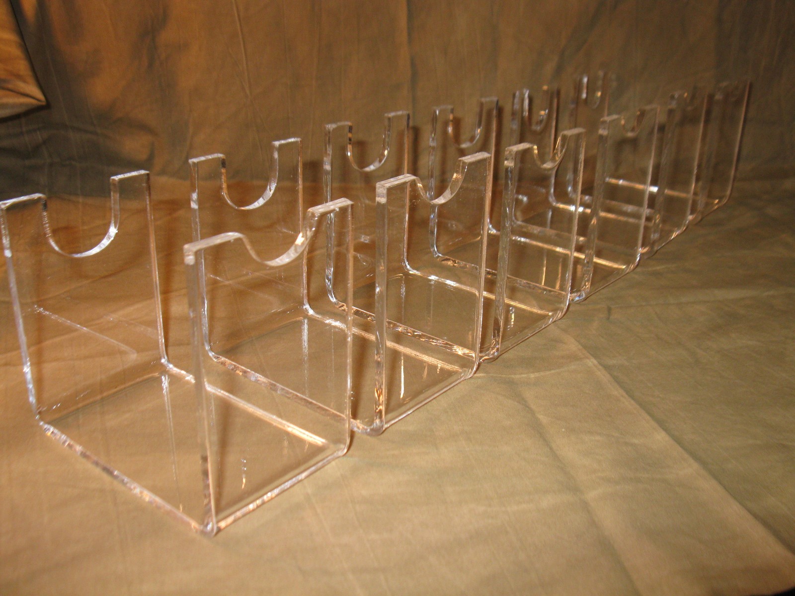 12 Acrylic Vintage Antique & Western Revolver Pistol Firearms Display ...