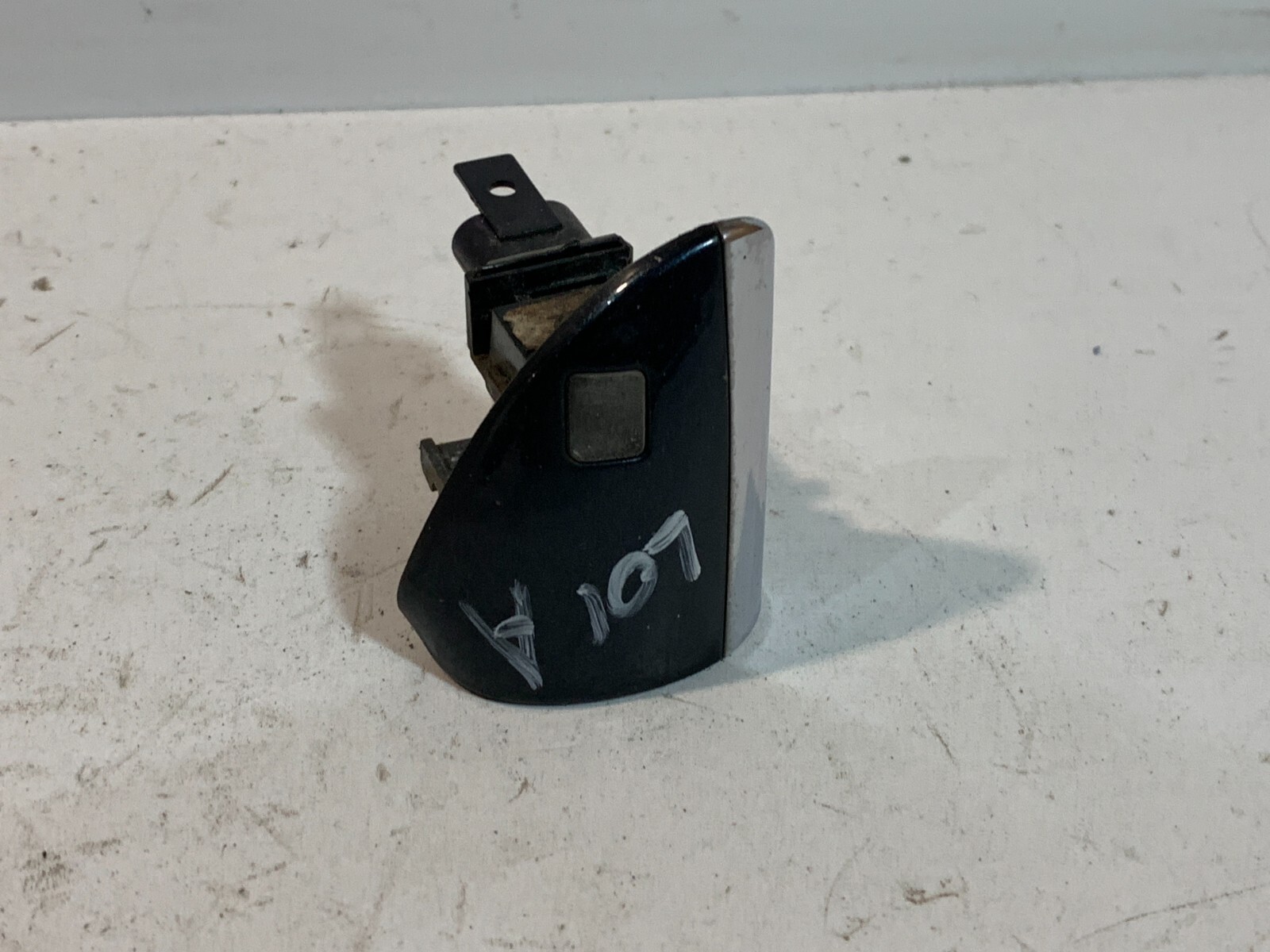 MERCEDES W220 LHD Front Right Door Handle Guide Plate Cover Infrared ...
