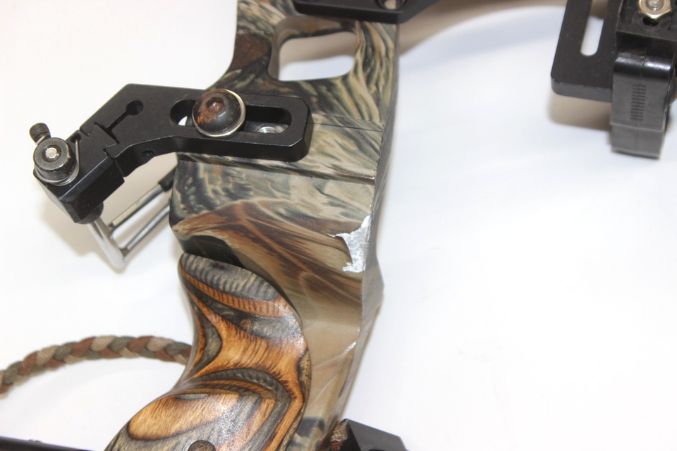Jennings Buckmaster 2000 Compound Bow 29" Draw Length 70lb Draw Weight ...