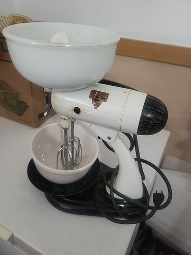 Vintage 1950’s Sunbeam Mixmaster Model 9 Stand Mixer Glass Bowls Juicer ...