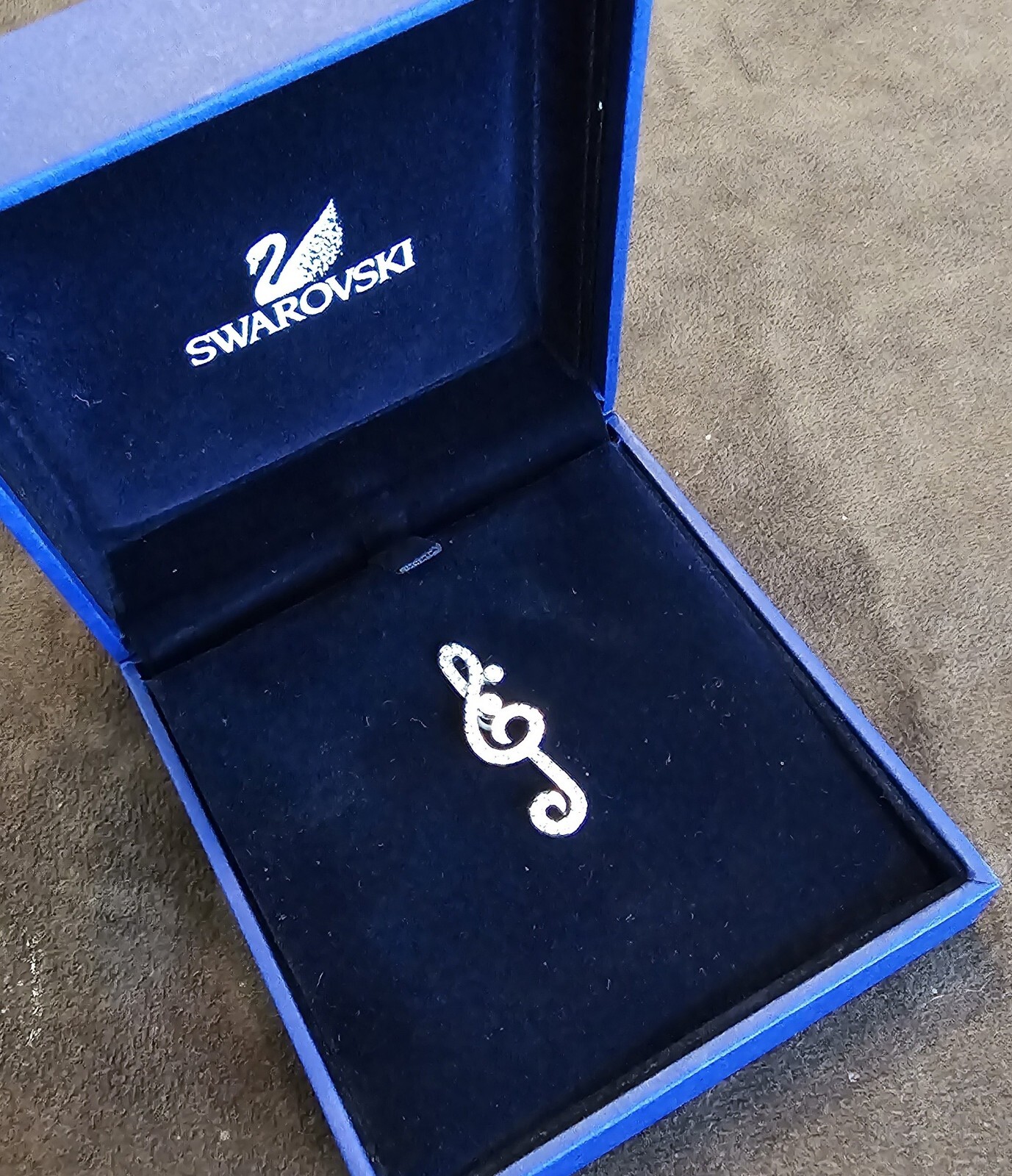 Swarovski Crystal Treble Clef Music Pin Brooch - Gem