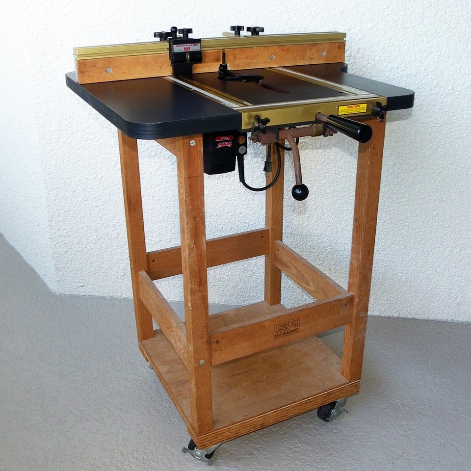 JESSEM ROUT R SLIDE ROUTER TABLE WITH FREUD FT2000E 3-1/4 HP PLUNGE ...
