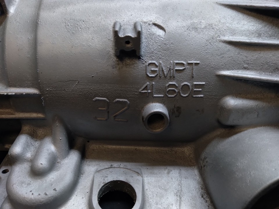 1996-2004 GM 4L60E AUTO TRANSMISSION BARE CASE 24207965 OEM EMPTY CASE ...