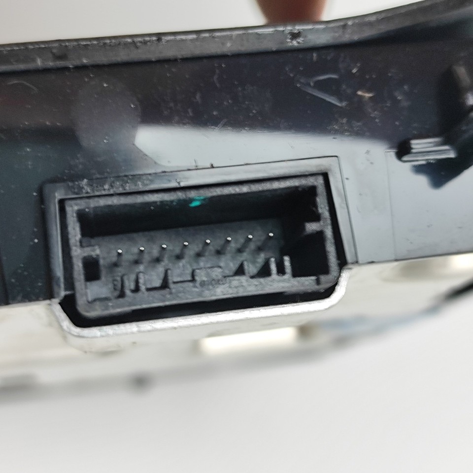 Volvo XC60 MK2 Station de charge sans fil 32226738 2.0 Hybride 257KW ...