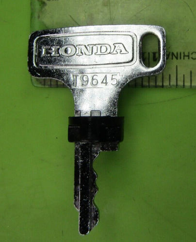 Honda Recessed Ignition Key w/ Plug CB750 K0 Sandcast 🔥p/n T9645 🔥NOS🔥T ...