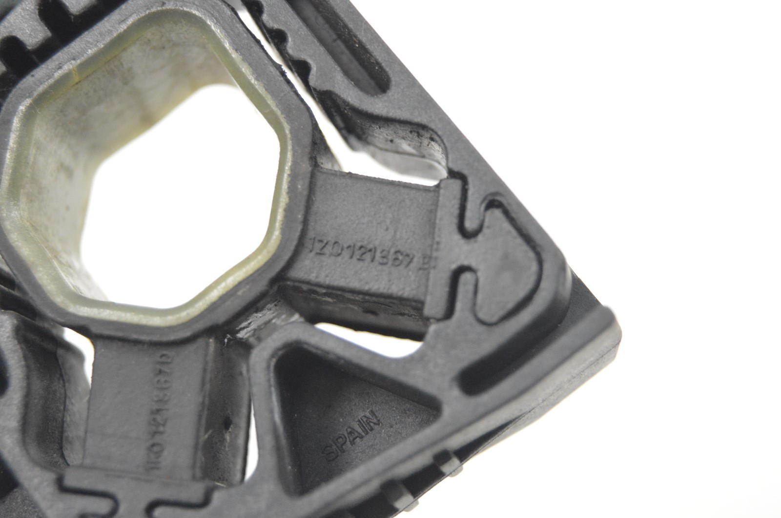 Volkswagen Golf MK6 1.4 TSI Upper Radiator Mount Rubber 1K0121367D ...