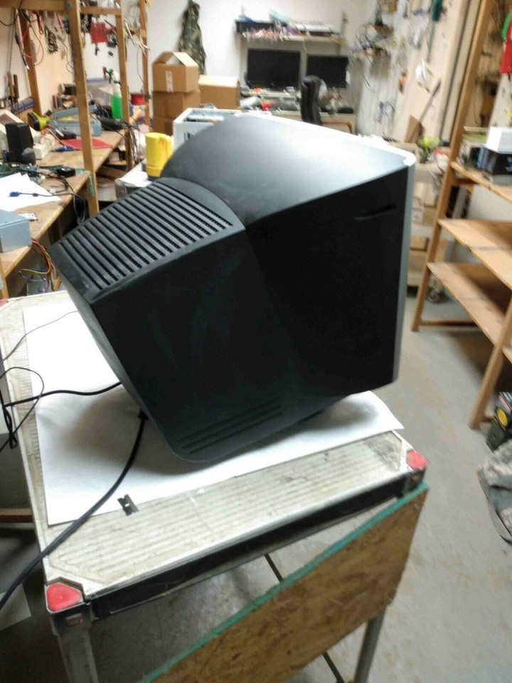 04N736 COMPATIBLE DELL EQUIVALENT BLACK 19 INCH CRT VGA MONITOR | eBay