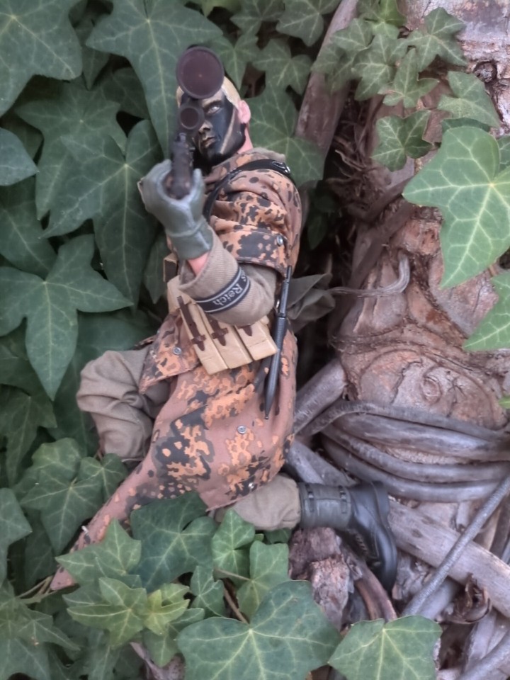 WW2 Elite Sniper w/Night Vision Rifle (Vampire) | eBay