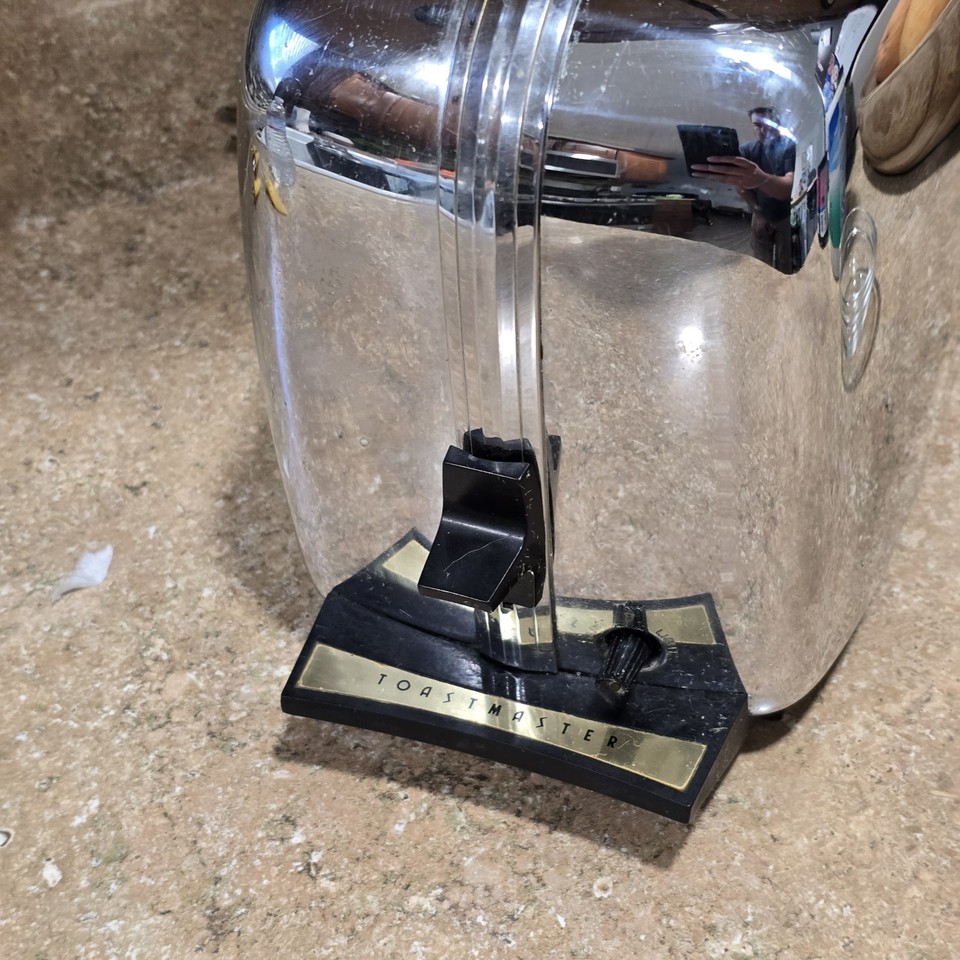 Vintage Toastmaster Toaster Model 1B24 1950s Chrome Automatic Pop Up ...