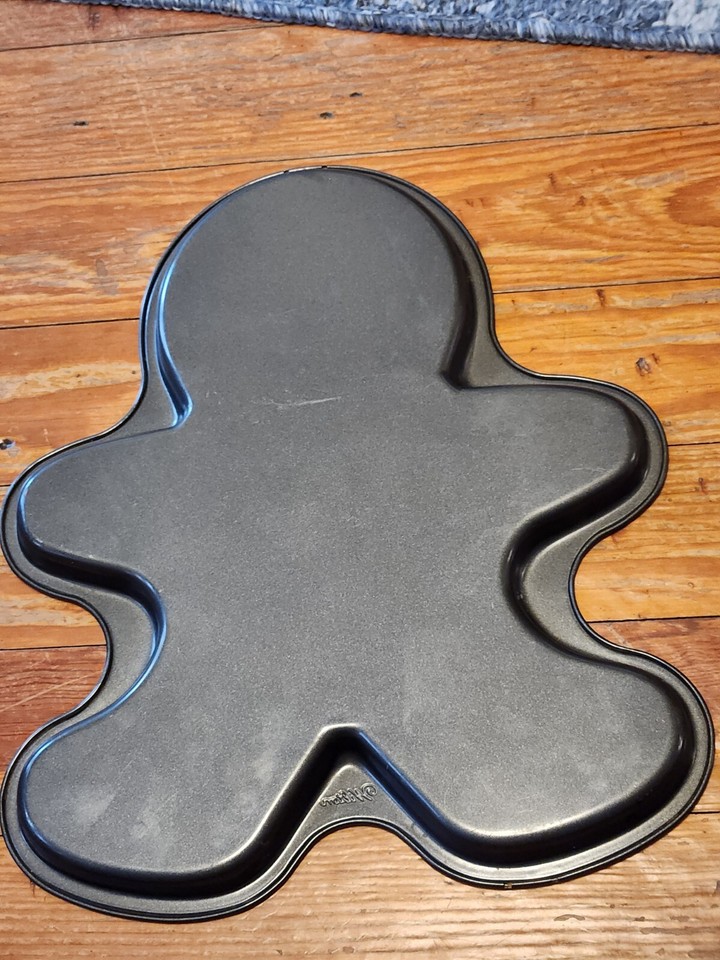 Wilton Gingerbread Man Large Cookie/Cake Pan Mold Non-Stick Pan 14X12 ...