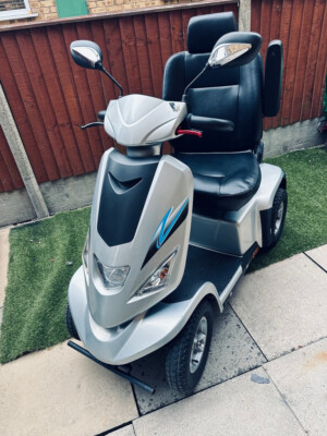 DRIVE ST6 8mph Mobility Scooter all terrain NEW BATTERIES | eBay UK