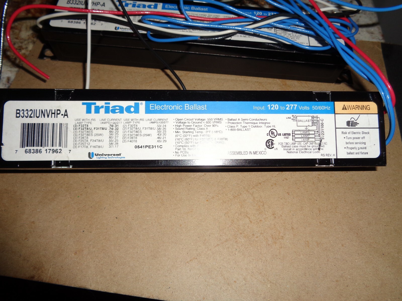 LOT of 2 Triad® B332IUNVHP-A Universal Electronic BALLAST 120/277 50 ...