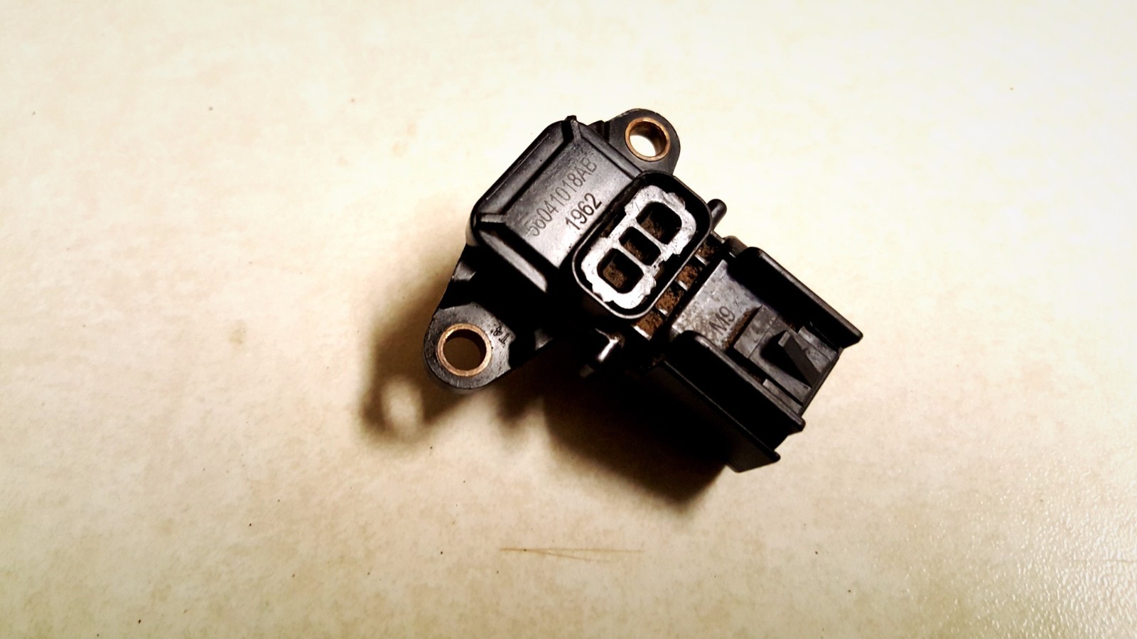 DODGE chrysler jeep 68002763AA MAP absolute pressure sensor 56041018ab ...