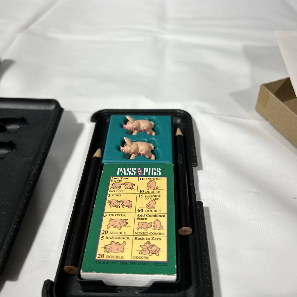 Milton Bradley 1992 Pass the Pigs Dice Game Box Pigs Case Pencil Paper ...