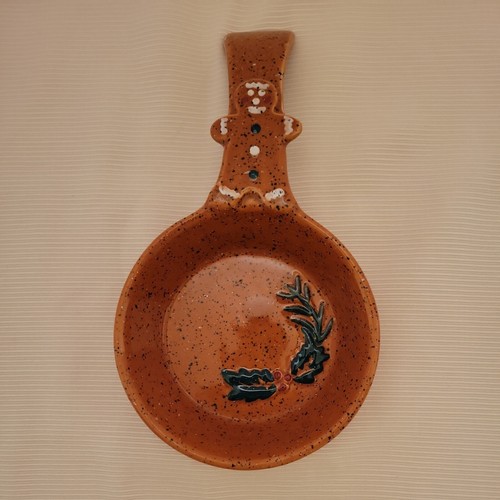 Gingerbread Man & Holly Spoon Rest The Cook's Bazaar Gourmet Collection ...