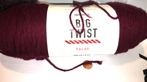 BIG TWISE BURGUNDY MAROON ACRYLIC KNITTING CROCHET DESIGNER CRAFTS YARN ...