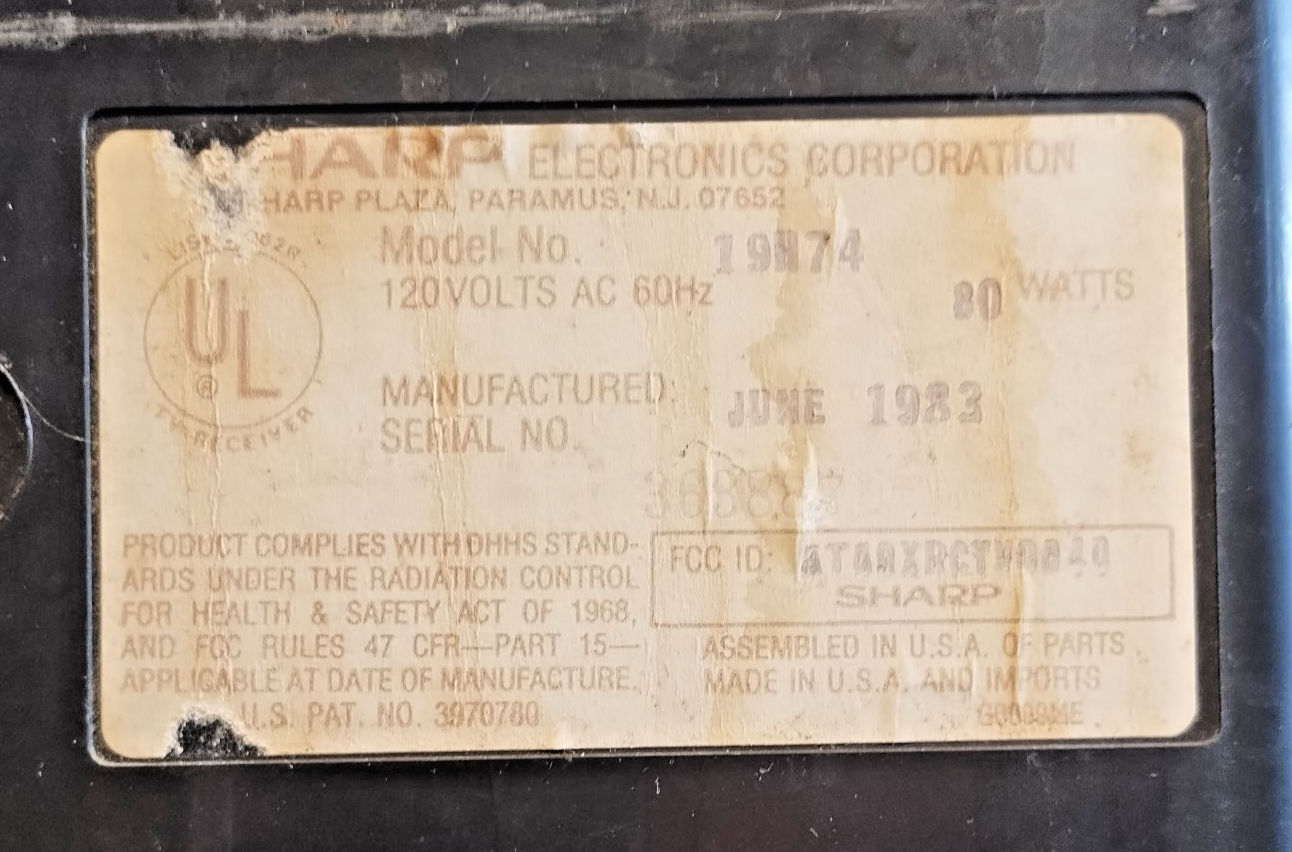 Sharp 19 CRT Color TV Linytron Plus Series Vintage 1983 Collectable ...