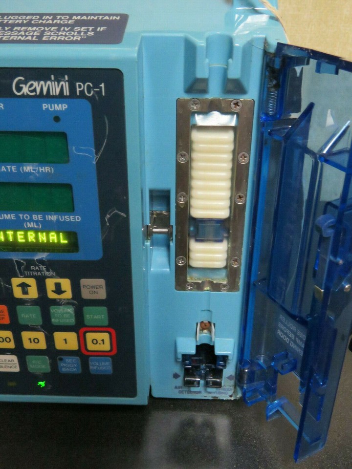 IMED Gemini PC-1 VOLUMETRIC INFUSION pump - Powers up - Sold PARTS ...