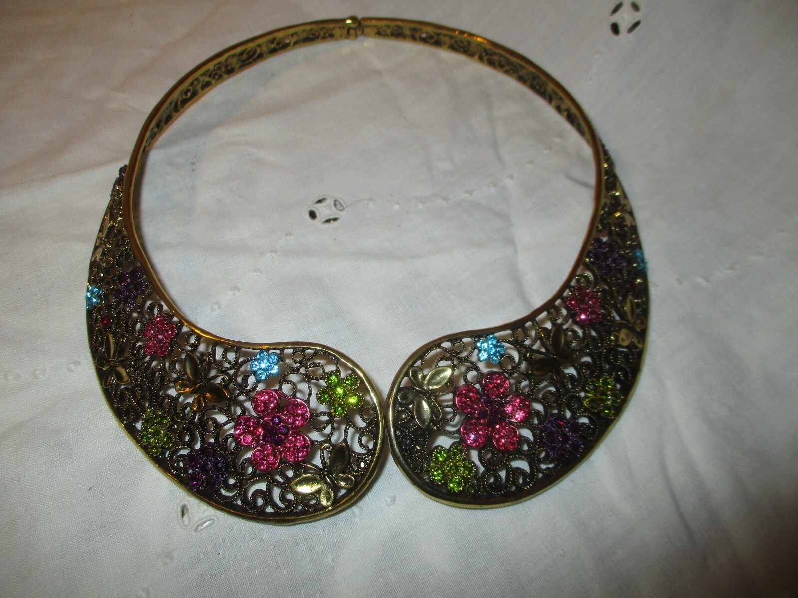 vintage antique gold filigree collar necklace flowers… - Gem
