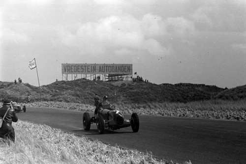 Cuth Harrison in a ERA B-Type 1948 Motor Racing Old Photo 3 | eBay