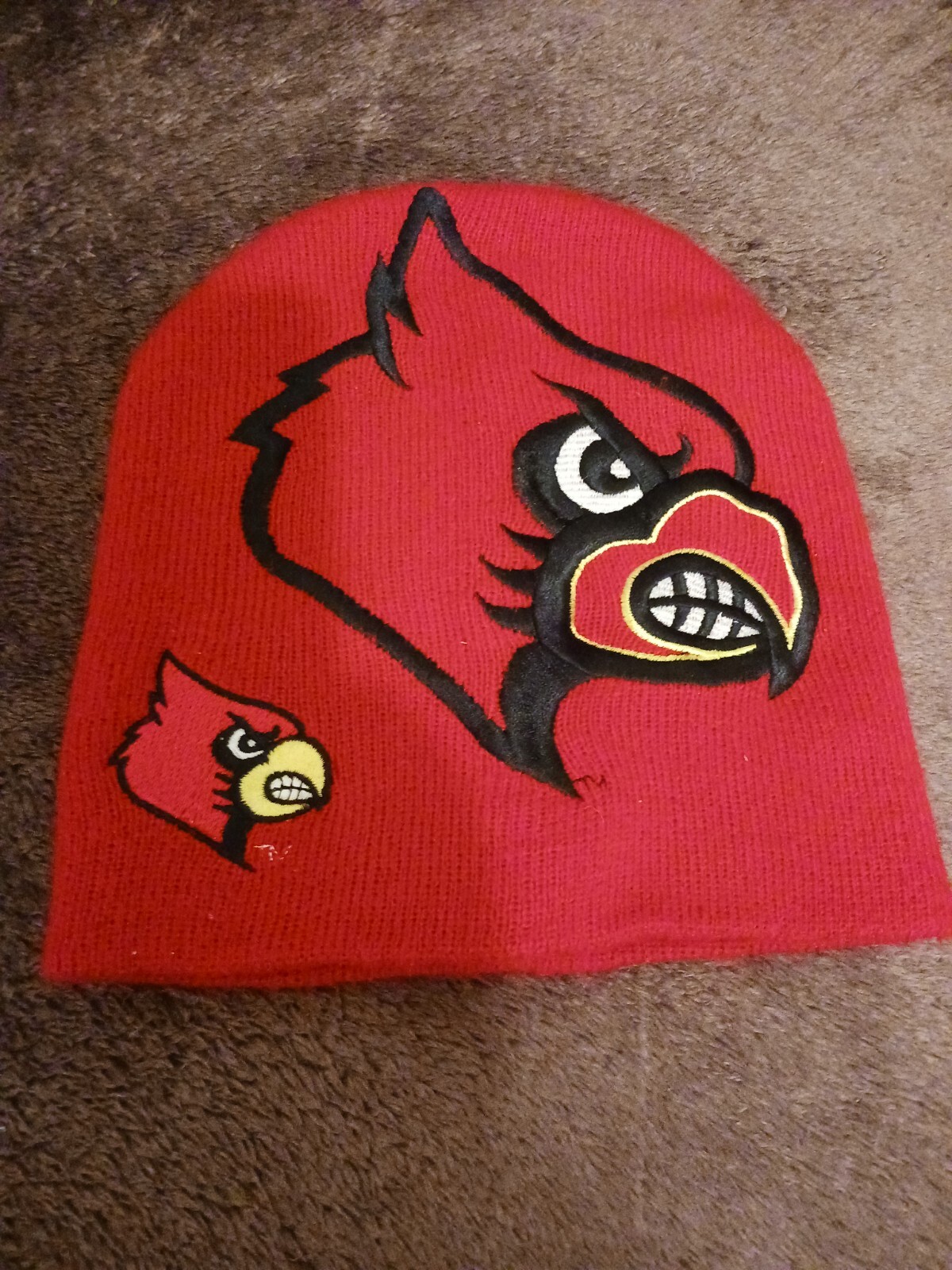 Louisville Cardinals Red NCAA Basketball Larges Logo Beanie Stocking ...