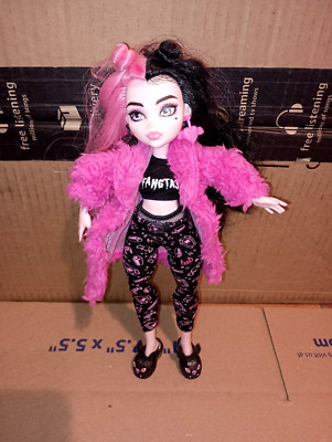 Monster High G3 Sleepover Party Draculaura Doll. | eBay