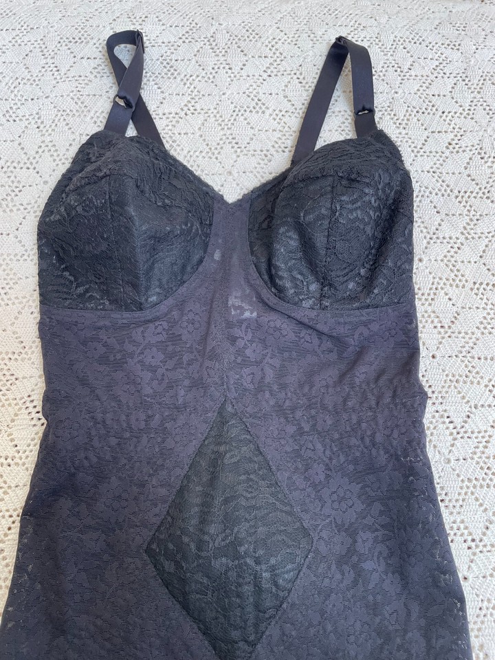 vintage lingerie 1960's Bra, girdle, garter Shapewear combo black lace ...