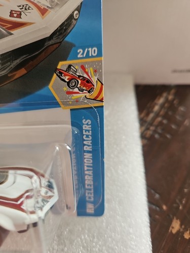 2025 Hot Wheels Valentine's Day '69 Corvette Racer 51/250 Celebration ...
