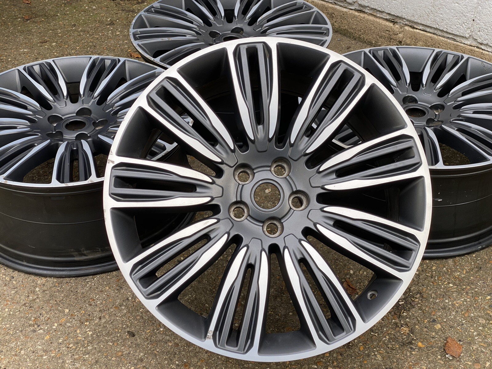 GENUINE 22" RANGE ROVER 9012 ALLOY WHEELS (Grey/Polished) LATEST ALLOYS ...