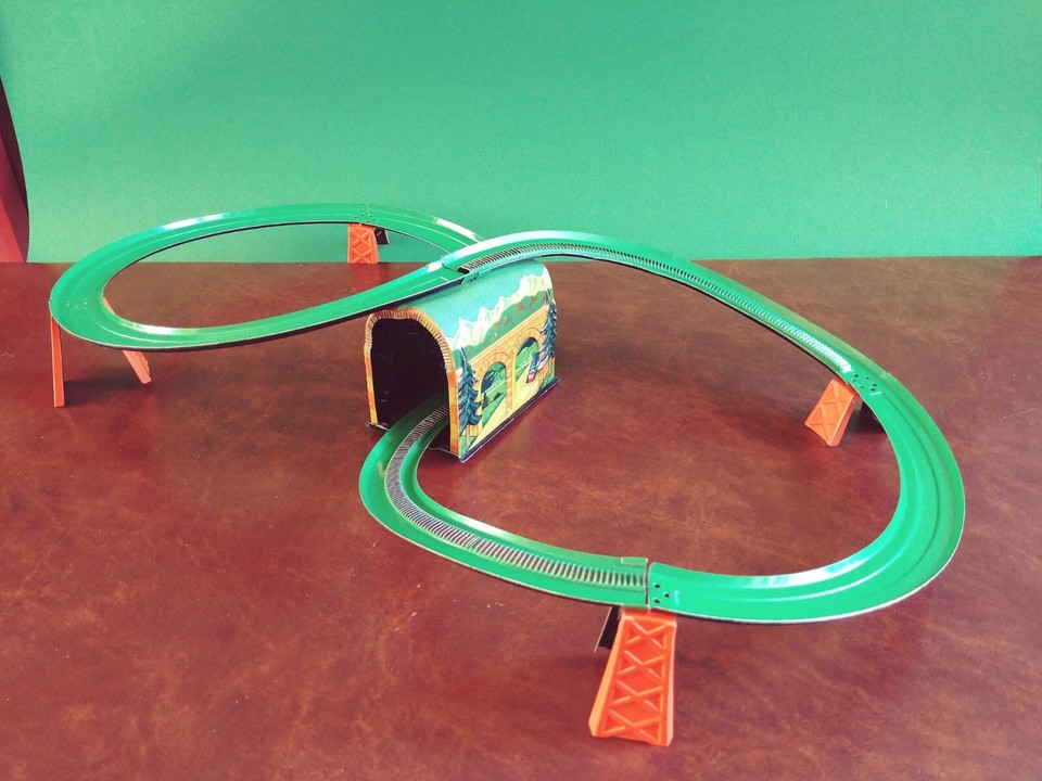 Very Rare c.1937 Einfalt Technofix 235 Tin wind-up Miniature Railway w ...