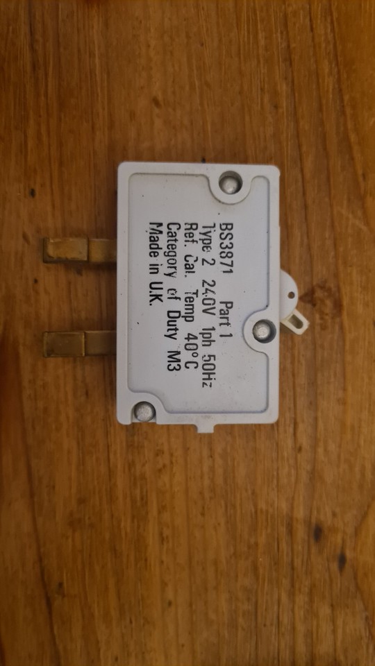 WYLEX PLUG IN MCB 6/16AMP TYPE B PUSH IN WITHOUT BASE SHIELD | eBay UK