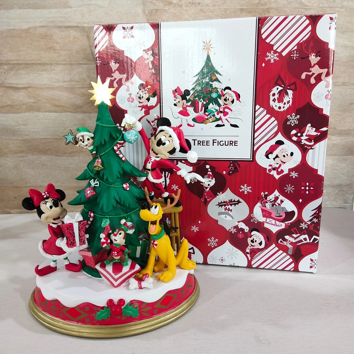 Minnie Mouse Christmas Tree
