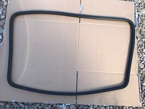 VW GOLF MK1 HATCHBACK REAR WINDSCREEN WINDSHIELD WINDOW GLASS SEAL | eBay