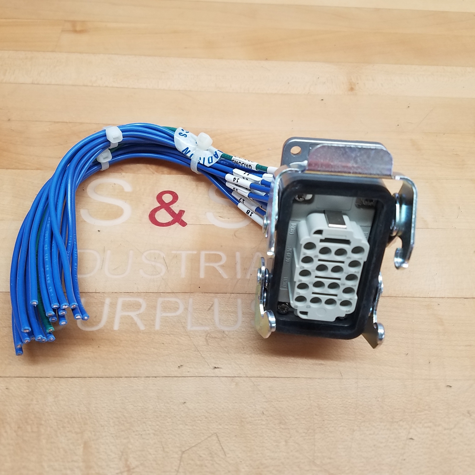 Harting PC-GF20 Connector Kit, 18 Pin Female - USED | eBay