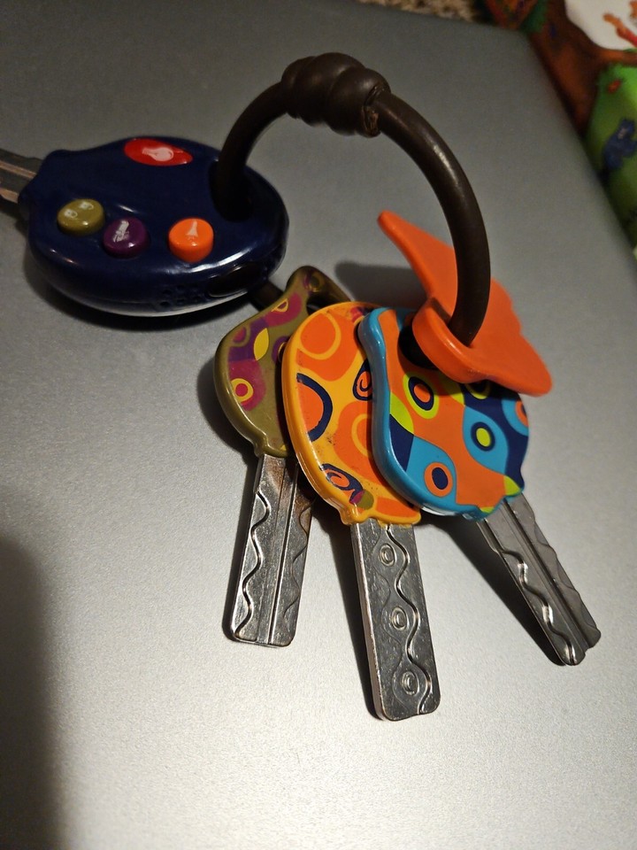 Car Keys 3 Sounds & Flashlight LucKeys Red by B. toys | eBay