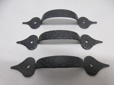 Drawer Pulls - Hammered Metal