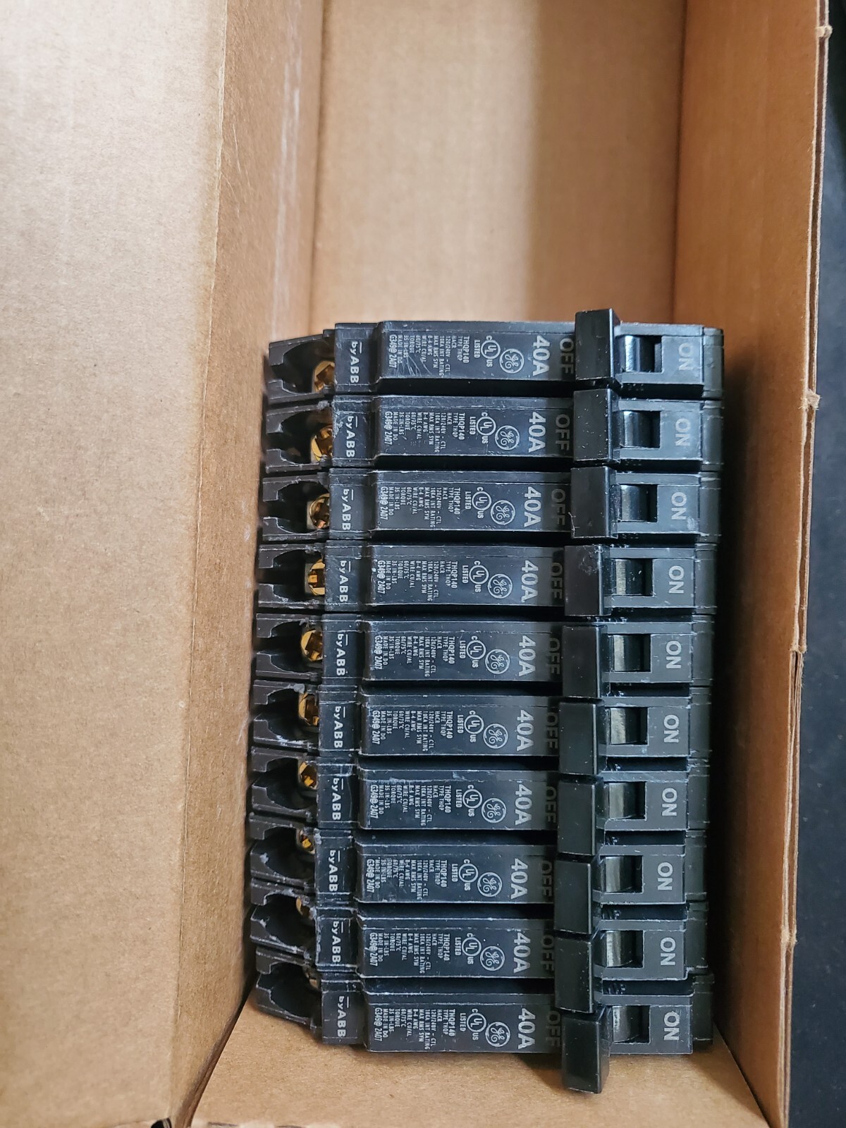 GE THQP140 GE 40 amp 120/240 volt 1 pole Circuit Breaker SET OF 10 ...