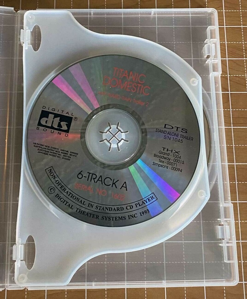 Leonardo DiCaprio TITANIC Kate Winslet rare theater DTS audio disc set | eBay