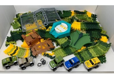 Stomper 4x2 toys Jeep 5 lot track vintage good condition. all work like ...