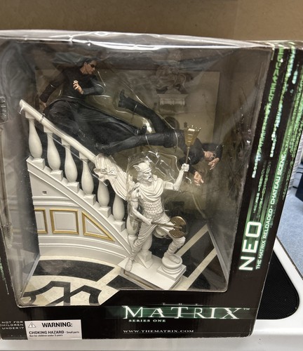 The Matrix Reloaded Figure Chateau Scene Deluxe Edition NEO 2003 ...