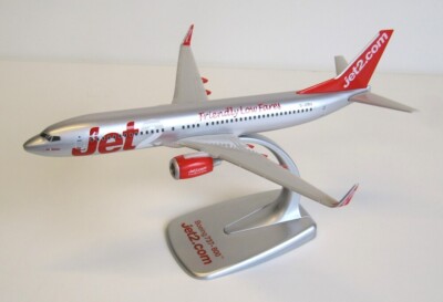 Jet2 Boeing 737-800 G-JZBU 1/200 scale desk model NEW PPC | eBay