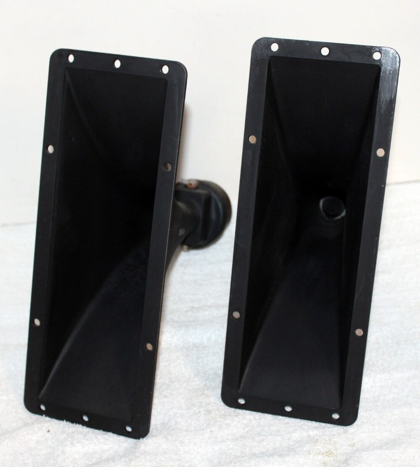 Magnificent Magnavox Stereo Console 4x10 Metal Horn 8 Ohm Tweeters ...