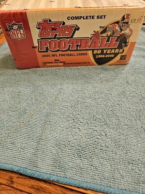2005 TOPPS NFL Football Cards Complete Set 50th Year Sealed Box Aaron ...