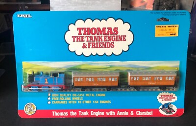 ERTL Thomas the Tank Engine with Annie & Clarabel with paper face set ...