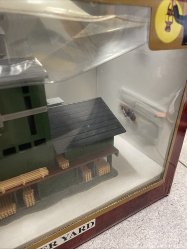 Model Power HO Scale No. 674 Lumber Yard Lighted With 2 Figures New | eBay